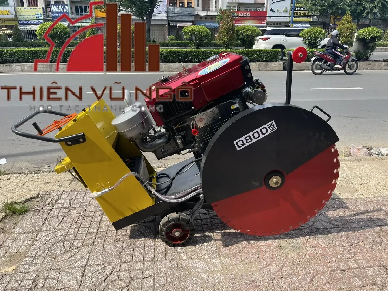 Máy Cắt Bê Tông Q800