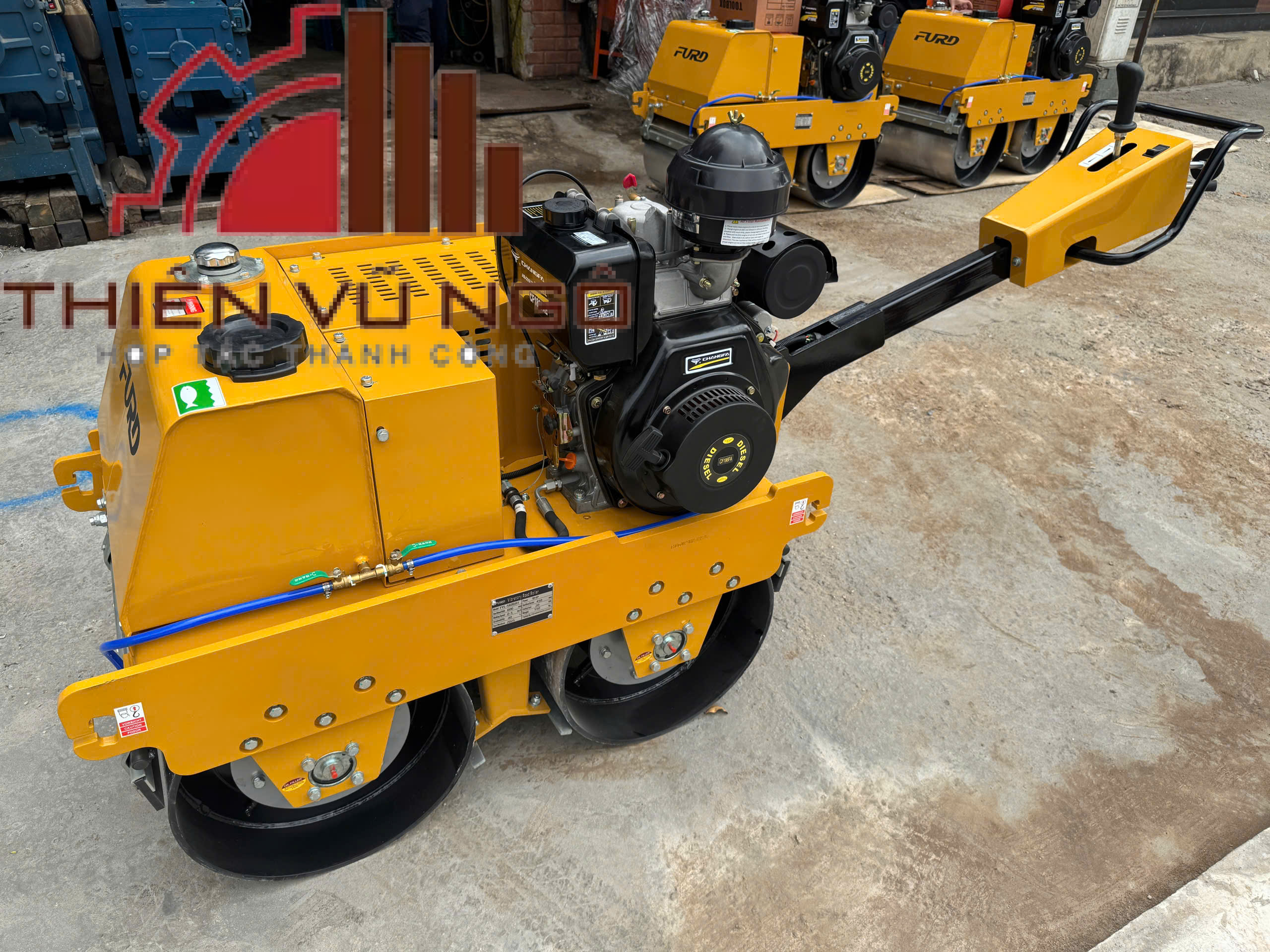 Xe Lu Tay 600kg FUREKI FYL-S600JH